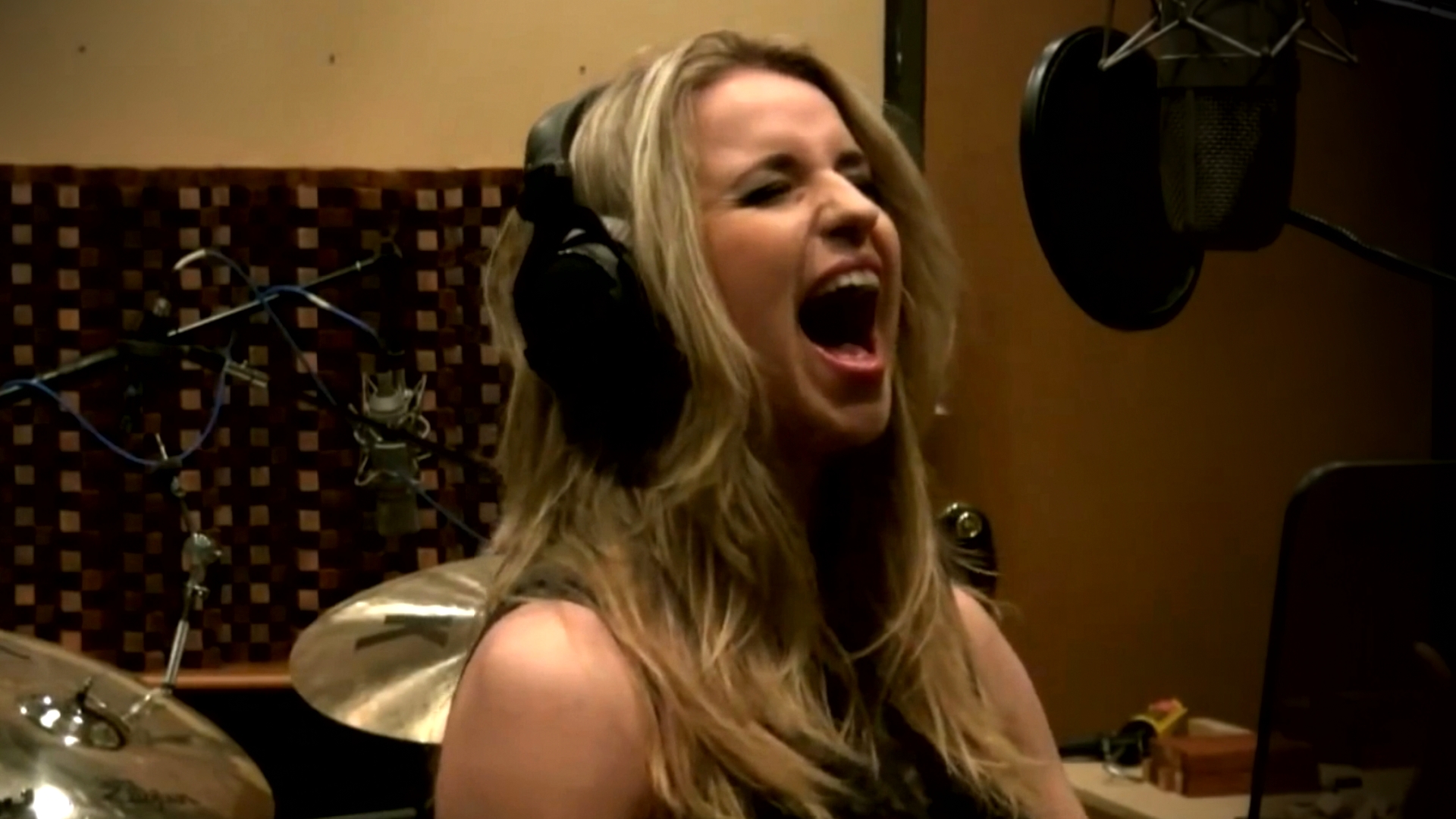 Sing With Compression - Vocal Fry - Gabriela Gunčíková ...