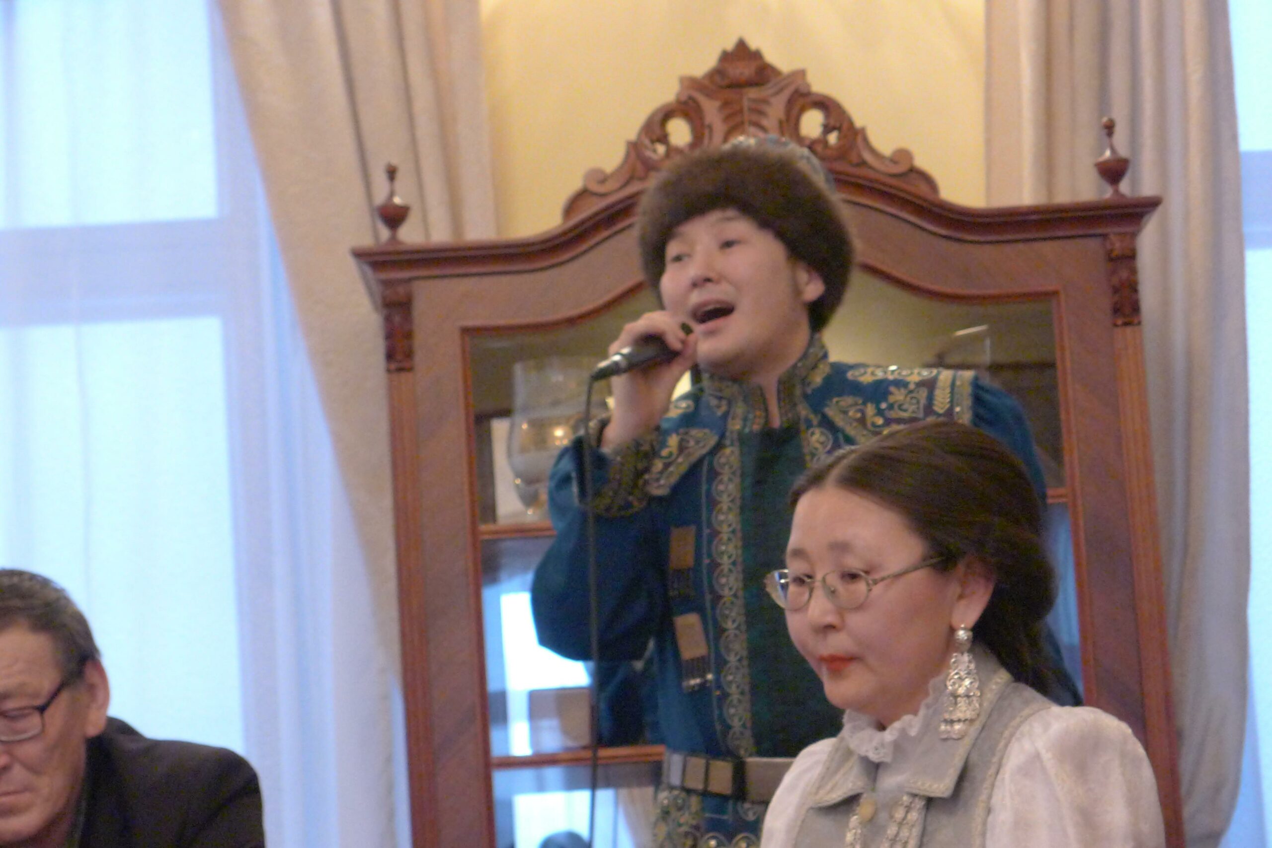 The Ultimate How-To: Unraveling the Secrets of Mongolian Throat Singing