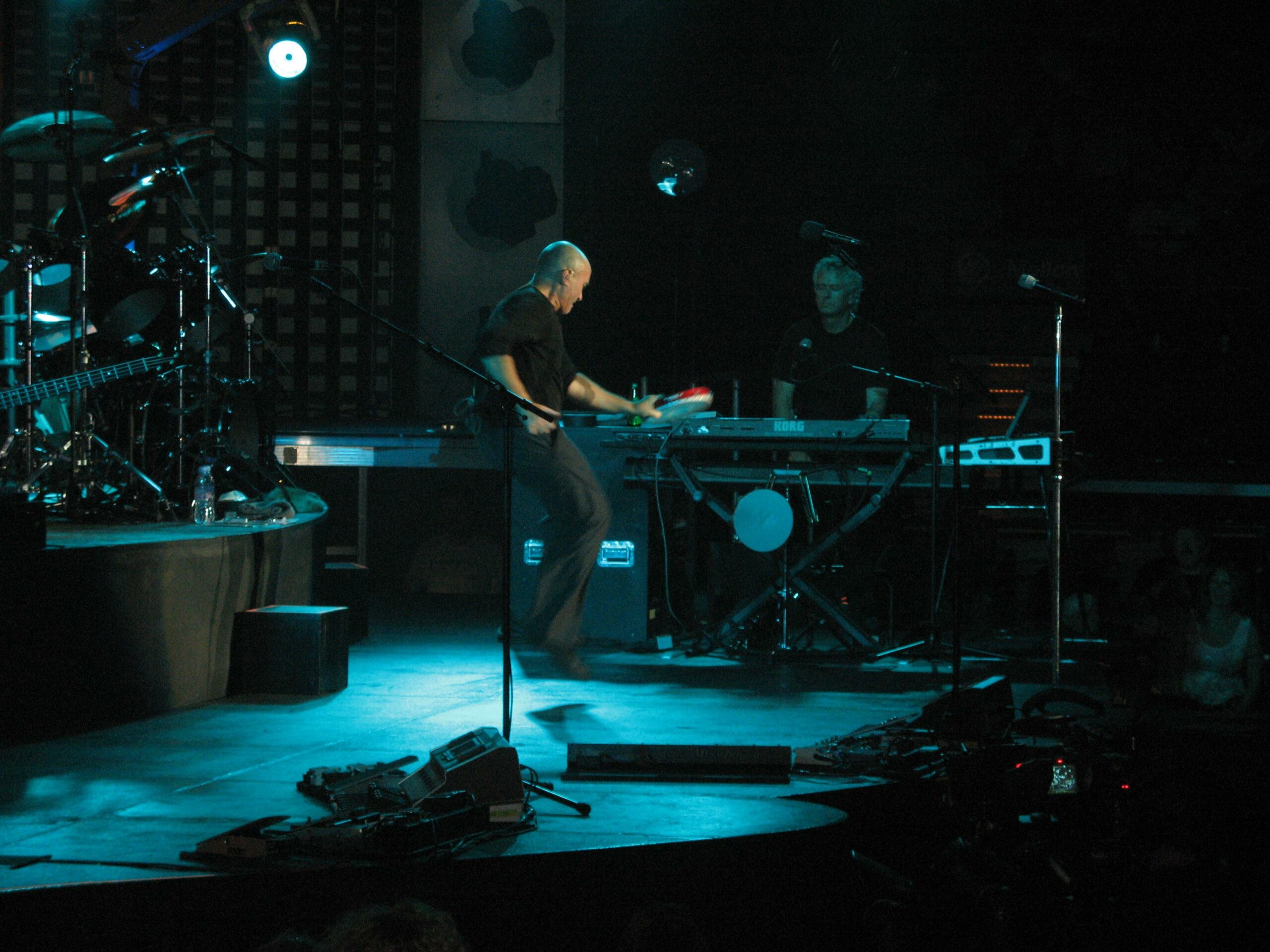 The Remarkable Rise of Coldplay: A Journey From Formation to Future Stardom